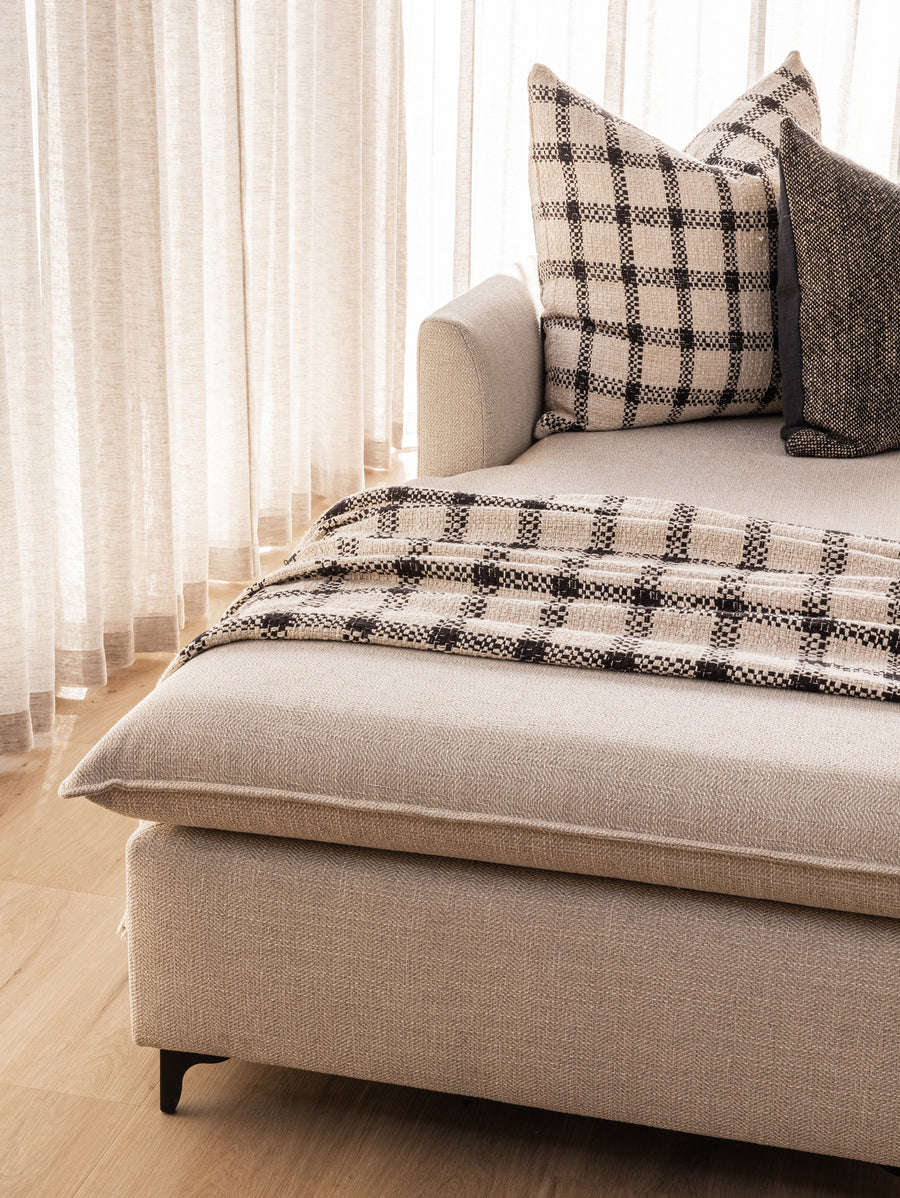 Tatter-tale Throw - Hertex Haus - Hertex Haus